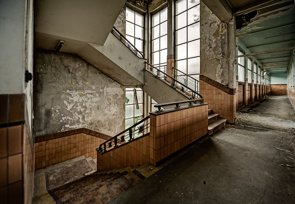 These Photos Of Abandoned Asylums Will Keep You Awake Tonight | HuffPost