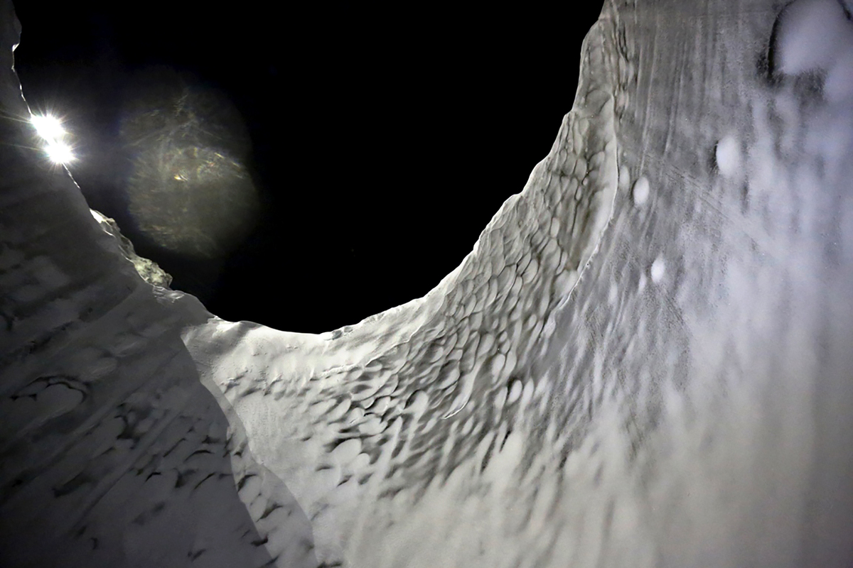 Scientists Venture Deep Inside Mysterious Siberian Crater And Come Back With Incredible Photos