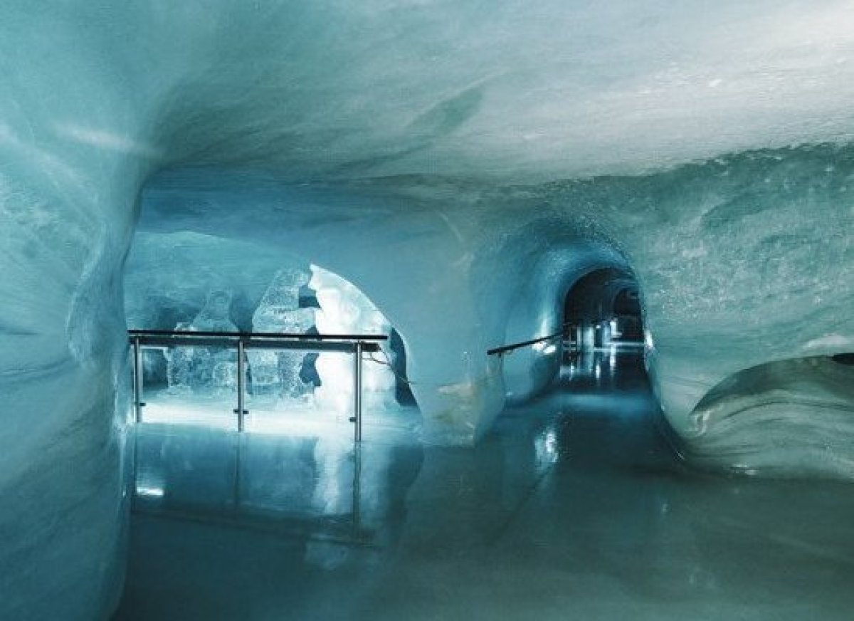 10 Amazing Ice Castles Around the World | HuffPost
