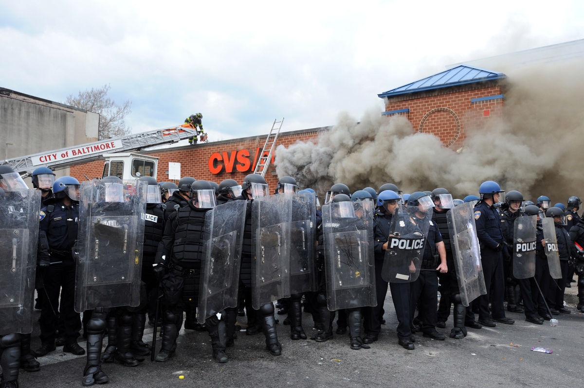 Baltimore Residents Come Together To Clean Up City After Riots | HuffPost