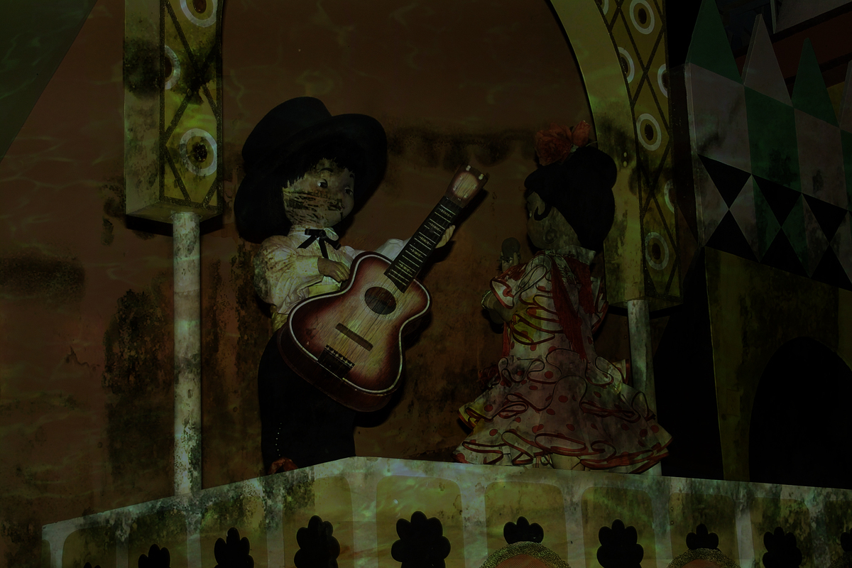 Artist's Abandoned Disney World Is A Whole New World Of Creepy | HuffPost