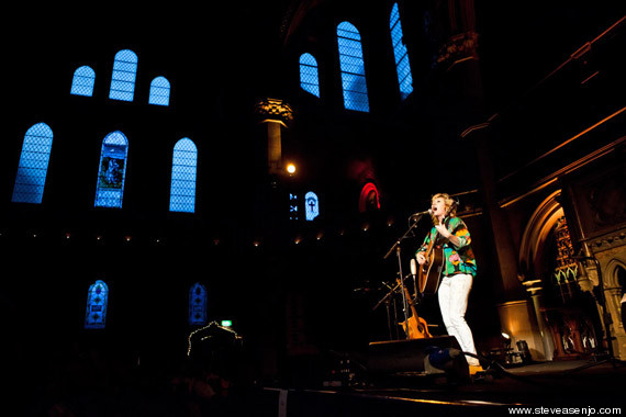 GIG REVIEW: Martha Wainwright On Stage At London's Union Chapel On 15 ...