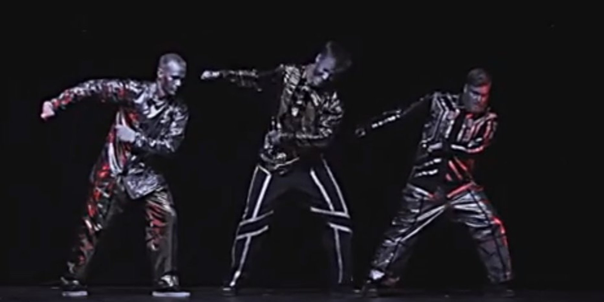 Robot Dance By Mioponnu