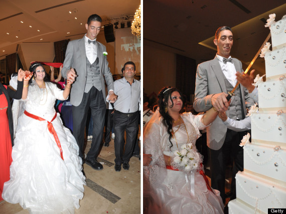 World's Tallest Man Sultan Kosen Marries Woman 2ft 7ins Shorter Than ...