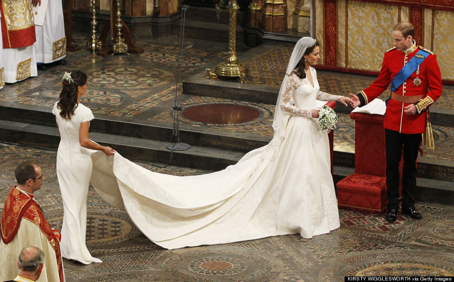 Kate Middleton's Wedding Dress Still Holds Up (PHOTOS) | HuffPost Canada
