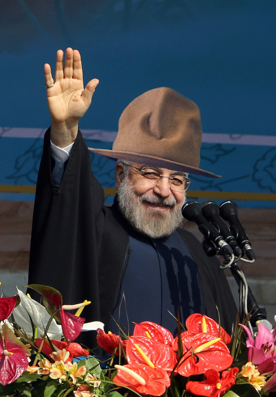 #freehappyiranians: Hassan Rouhani Tweets About Iranian Pharrell ...