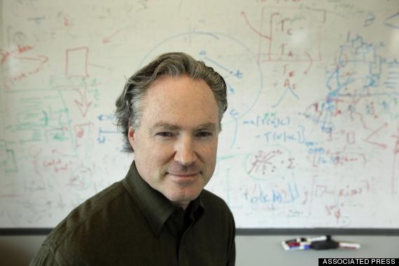 Microsoft Research Chief Says AI Is No Threat. Bill Gates Says It Is ...