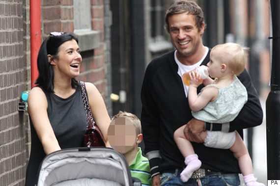 Kym Marsh Carries Baby Archie's Ashes As She Weds Jamie Lomas | HuffPost UK