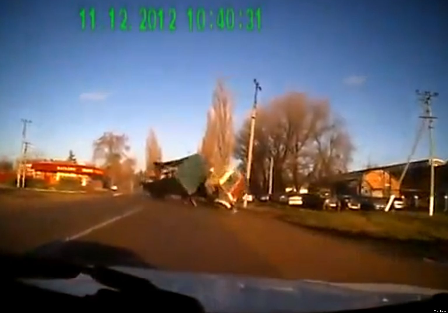 Cattle Truck Tips Over And Crashes Cows Walk Away Video Huffpost